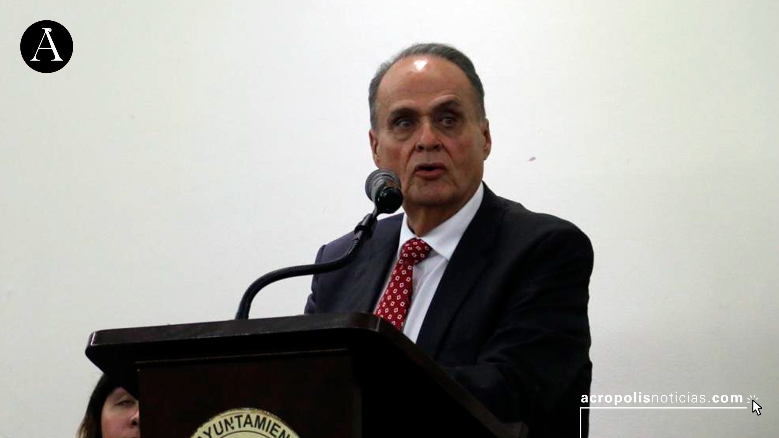 Echa Morena de sus filas a Humberto Verás y su suplente por contender ...